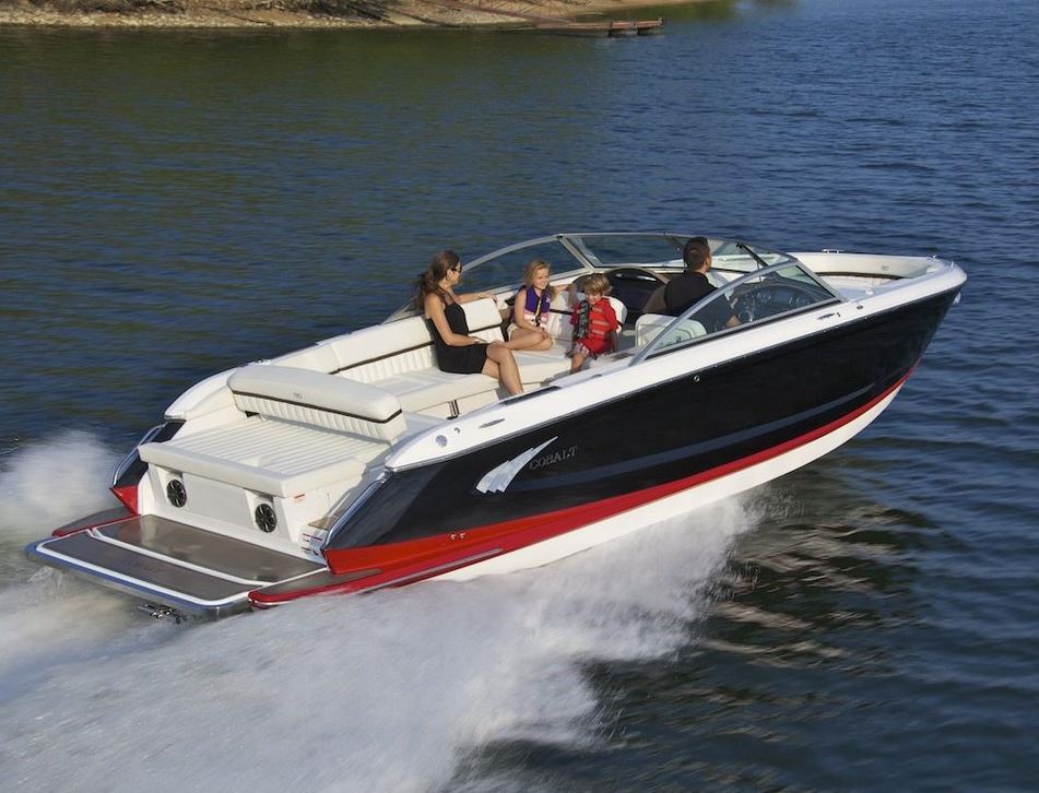 Cobalt A28 Boat (2013 - 2018)