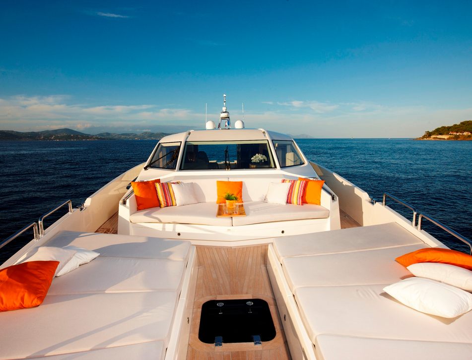 Numarine 78 Hardtop Yacht (Gen 1, 2009 - 2014)