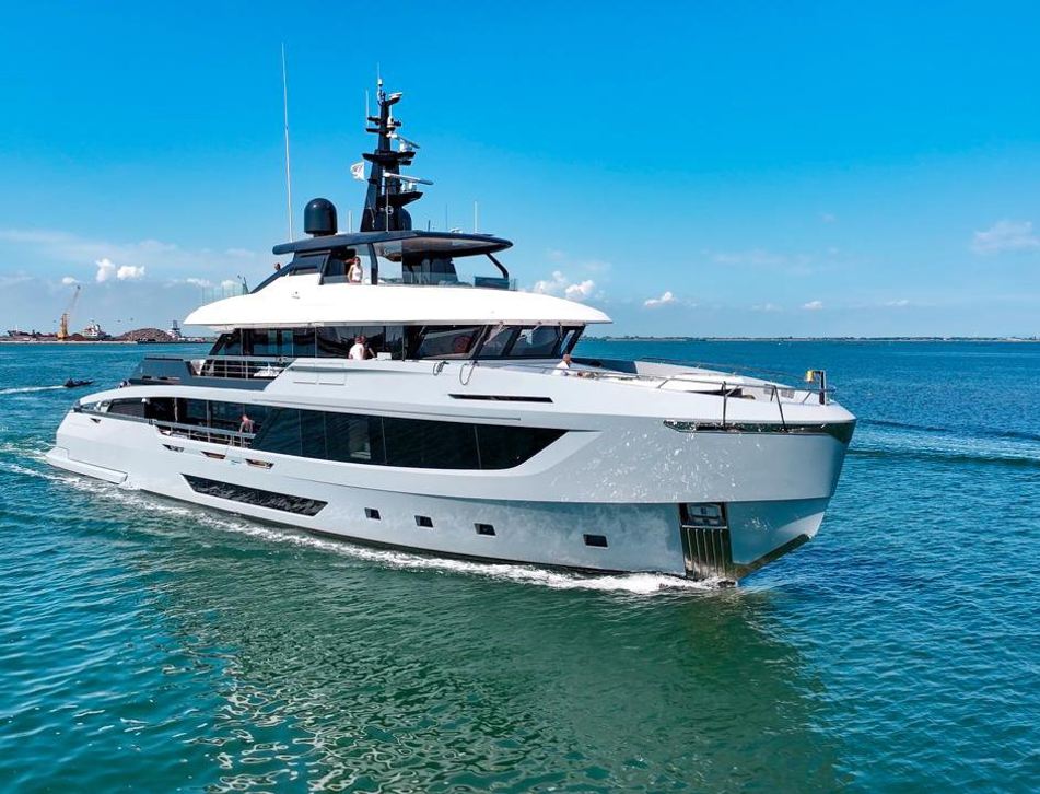 Ocean King Doge 400 GT Yacht