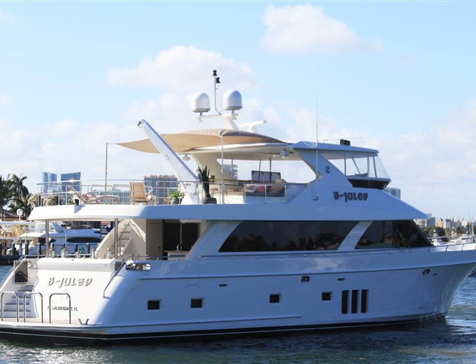 Ocean Alexander 85E Yacht (Gen 1, 2011 - 2014)