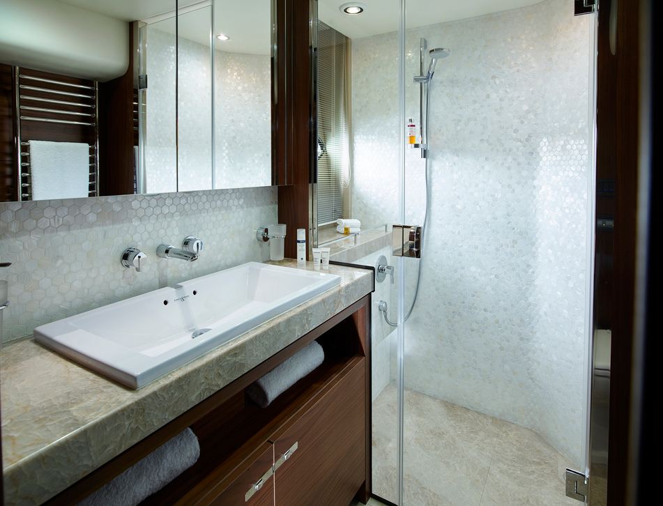 Princess Y88 Yacht (2013 - 2019) | YachtBuyer