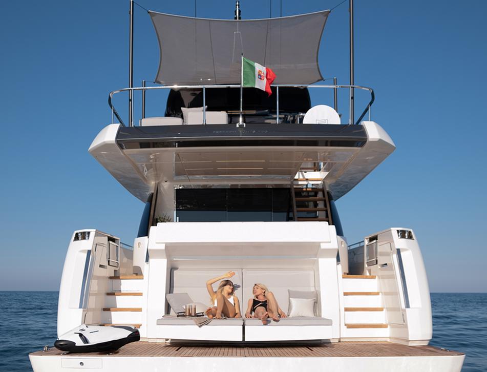 Ferretti 780 Yacht