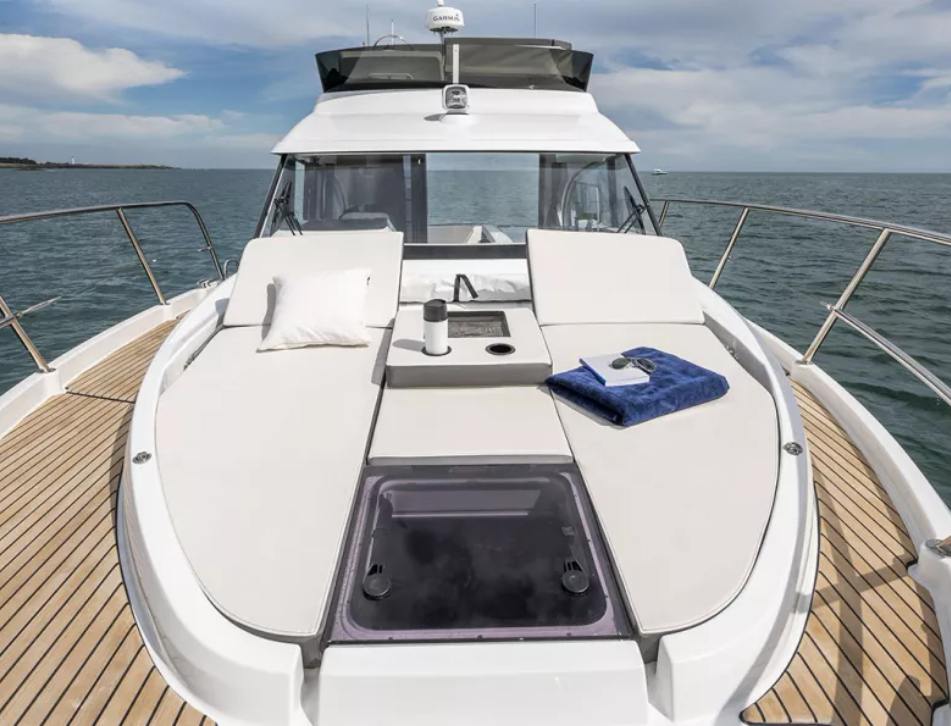 Beneteau Yachts Antares 11 Fly Boat