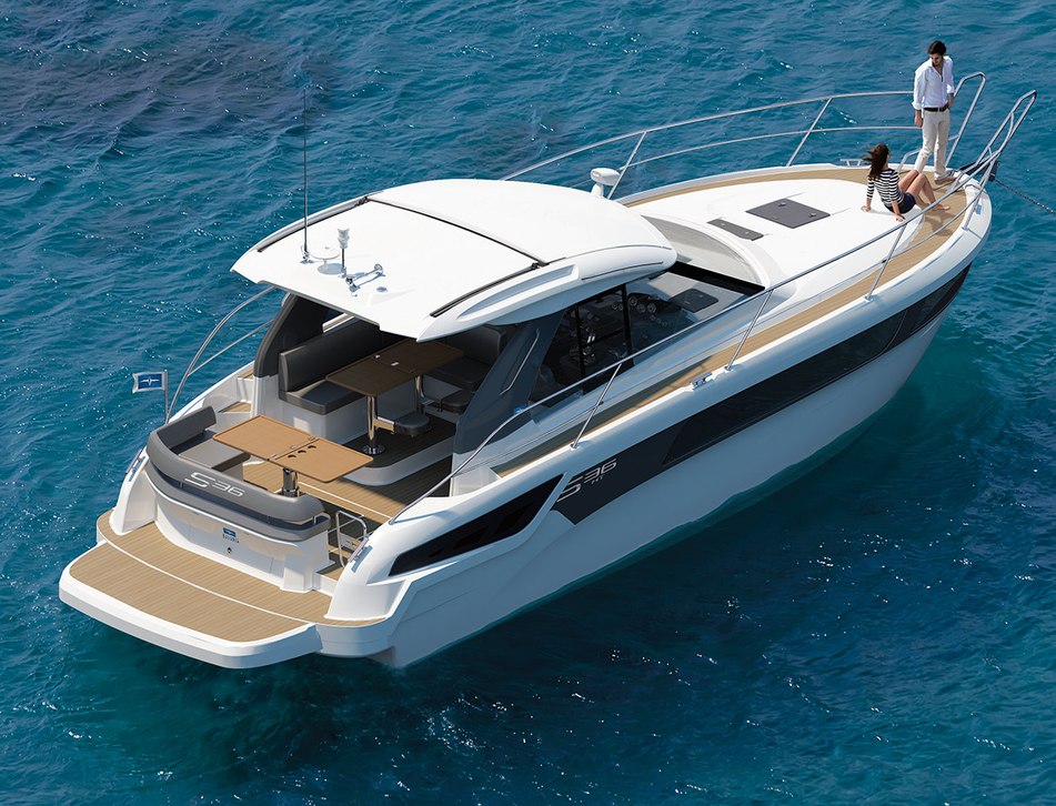 Bavaria S36 HT Yacht (2014 - 2023) | YachtBuyer