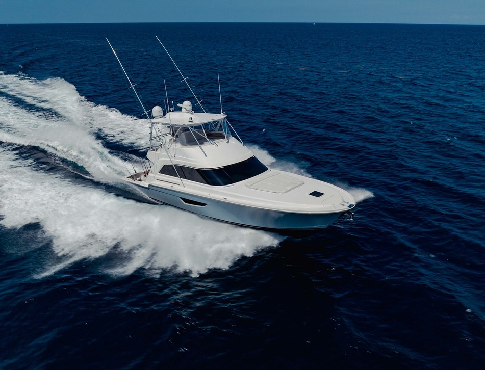 Bertram 61 Convertible Yacht