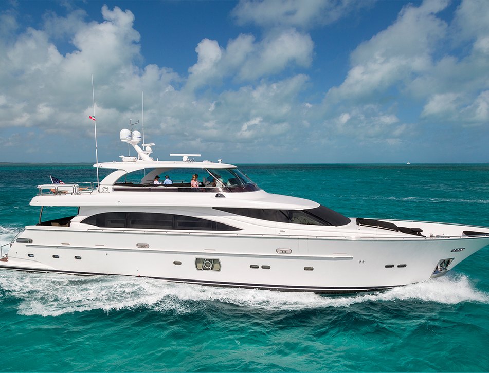 Horizon E100 Open Bridge Yacht