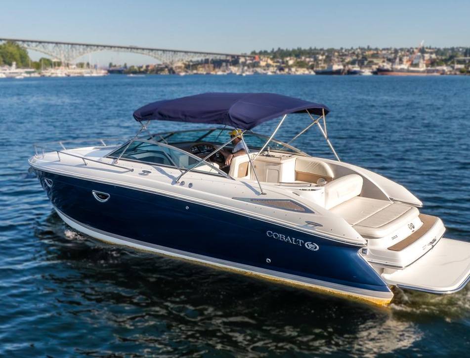 Cobalt 303 Boat (2008 - 2014)