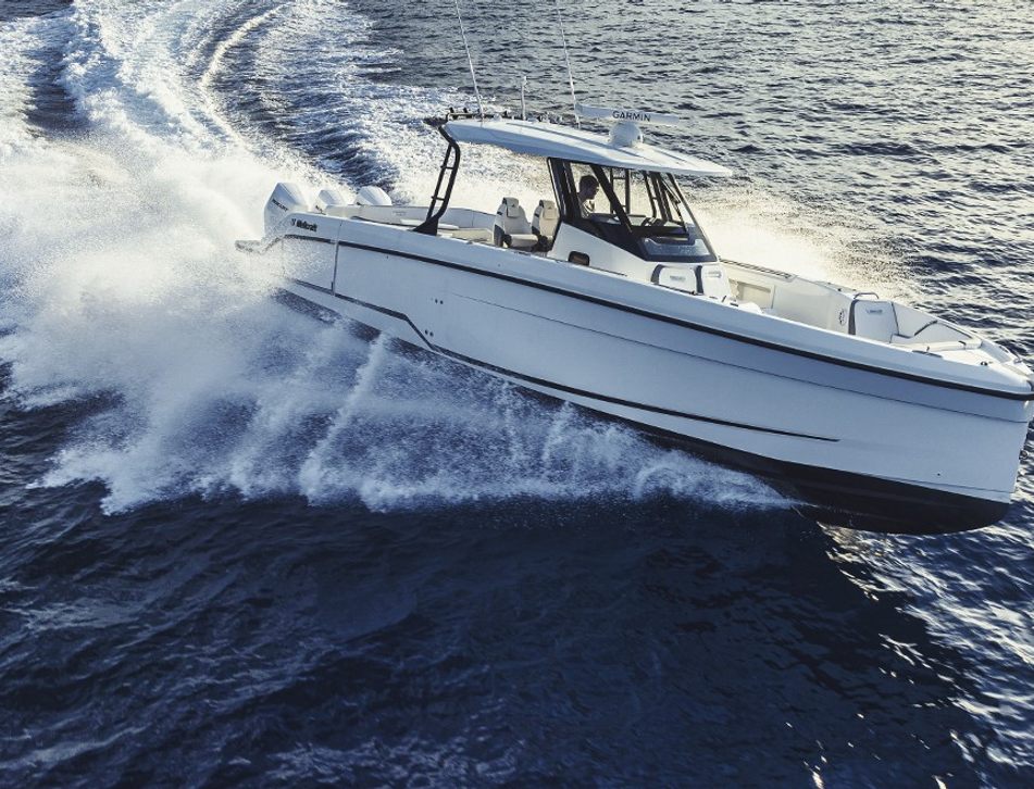 Wellcraft 38 T-Top Boat