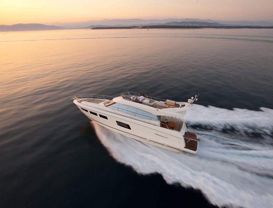 Prestige 550 Yacht (2012 - 2019)