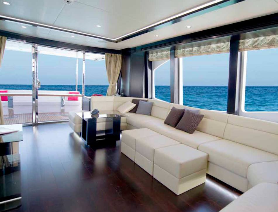 Gulf Craft Majesty 88 Yacht (2006 - 2013)