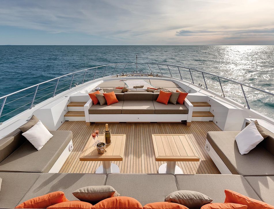 Mangusta 132 Yacht (2015 - 2020) | YachtBuyer