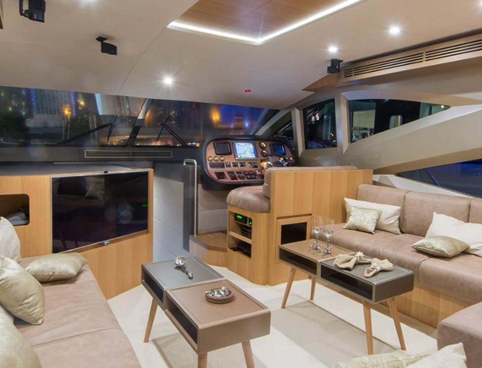 Majesty 56 Yacht (2007 - 2018) | YachtBuyer