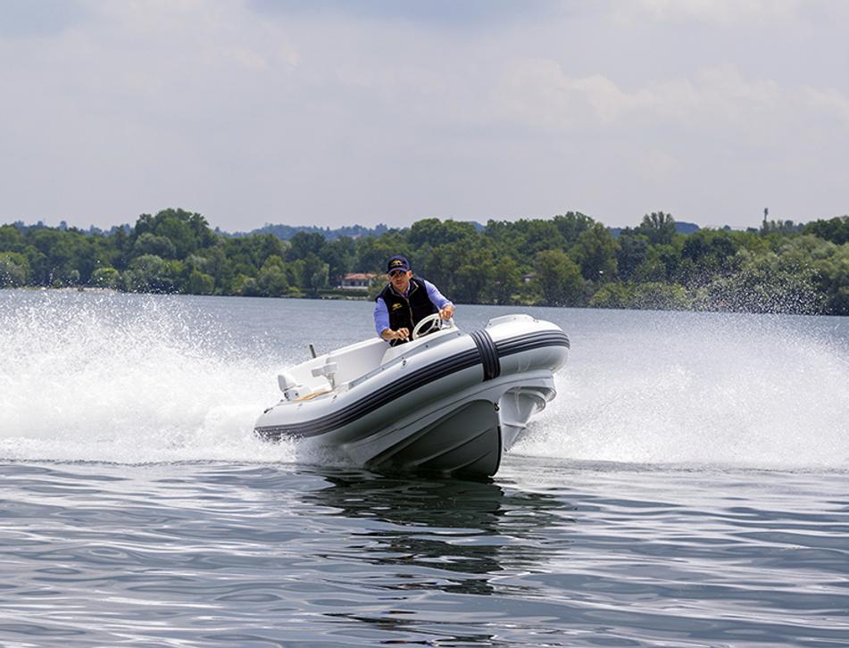 Castoldi Jet Tender 16 Yacht | YachtBuyer
