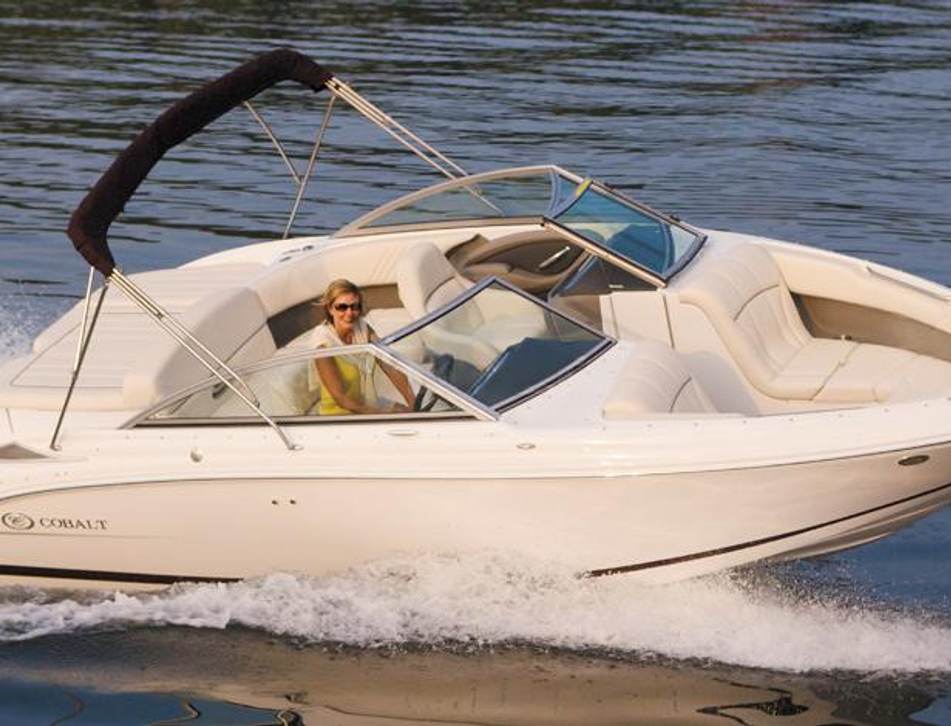 Cobalt 222 Boat (2010 - 2014)