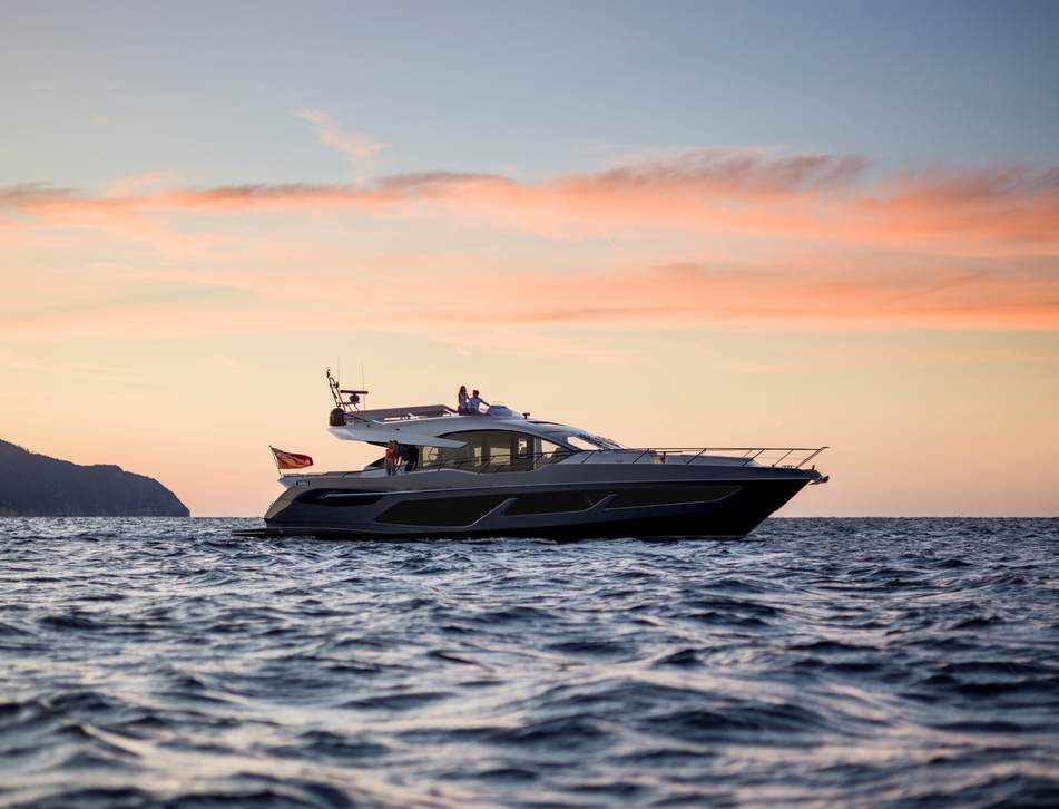 Sunseeker 74 Sport Yacht XPS Yacht (2021 - 2023)