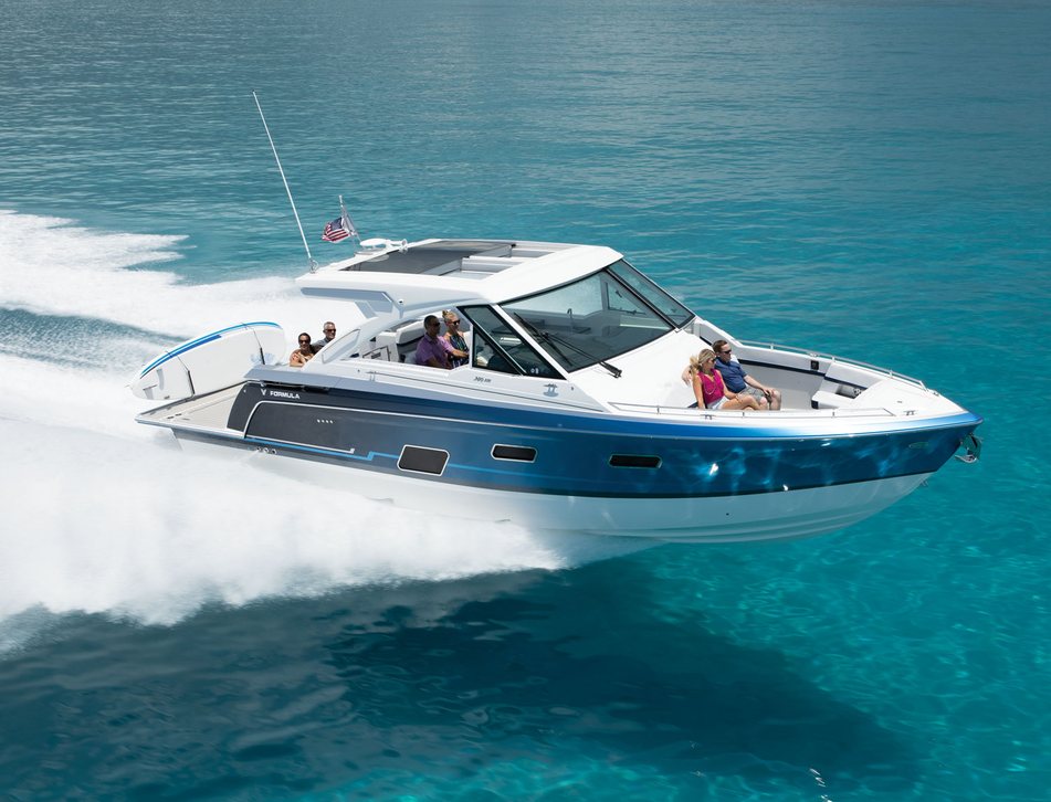 Formula 380 Super Sport Crossover Boat