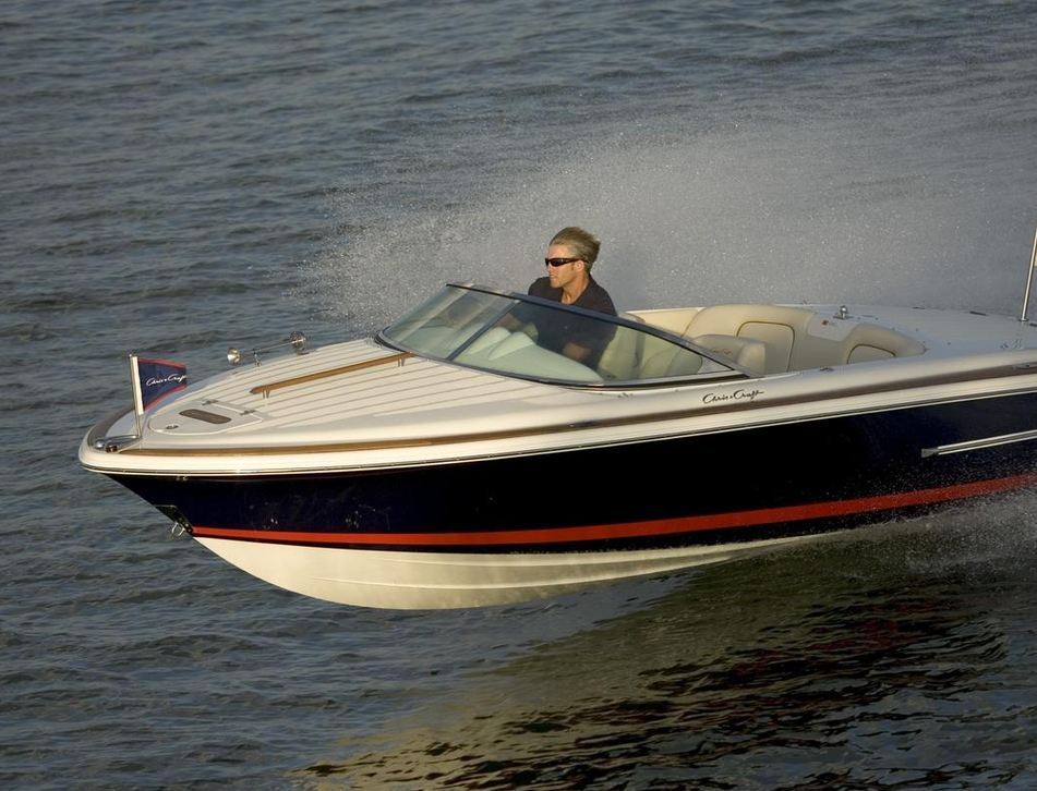 Chris Craft Lancer 20 Boat