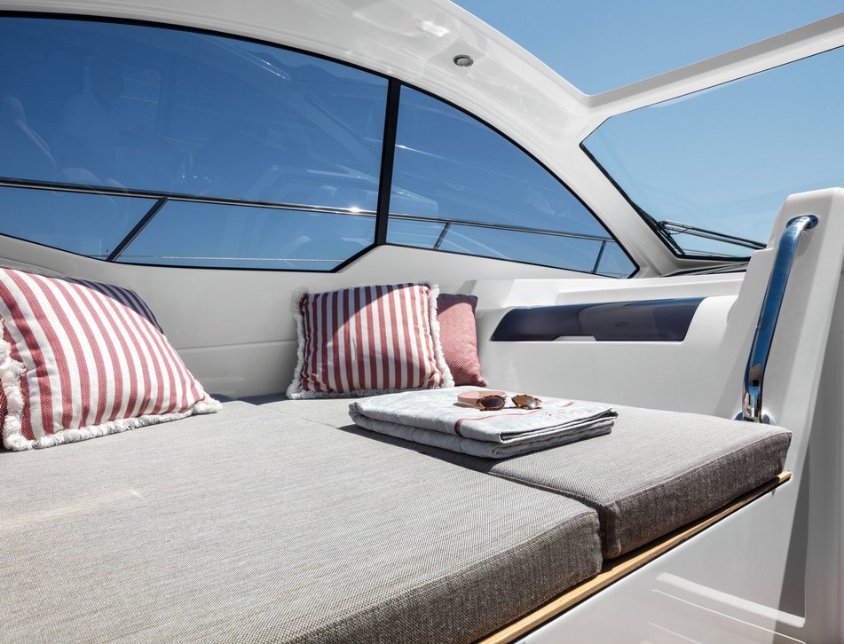 Azimut Atlantis 45 Yacht