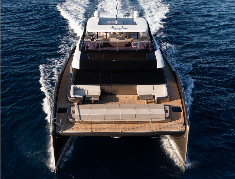 80 Sunreef Power Boat