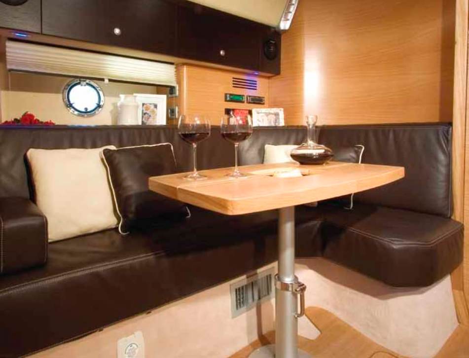 Cranchi 43 Open Yacht (2006 - 2011)