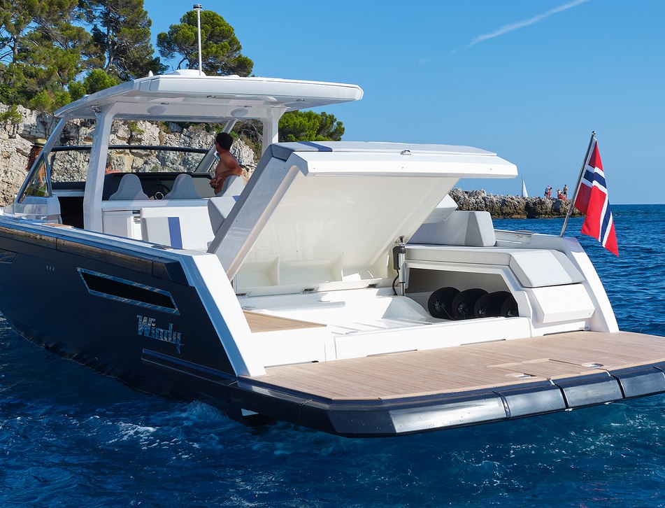 Windy SR44 Boat