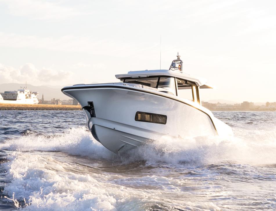 Aiata Wayfinder 38 Suntop Boat | YachtBuyer