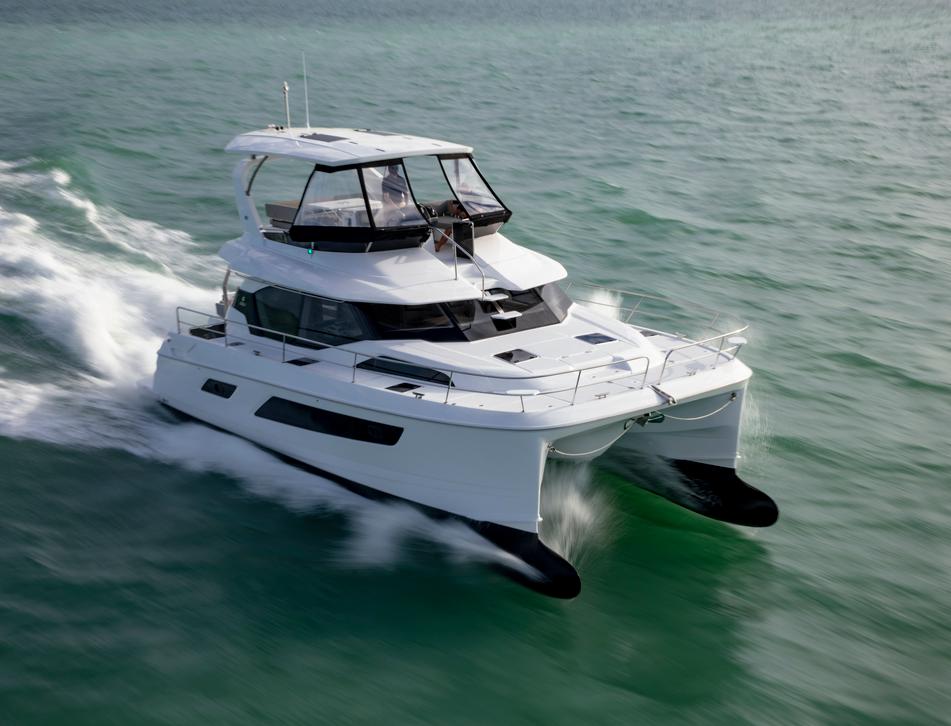 Aquila 44 Yacht Powercat (2014 - 2025)