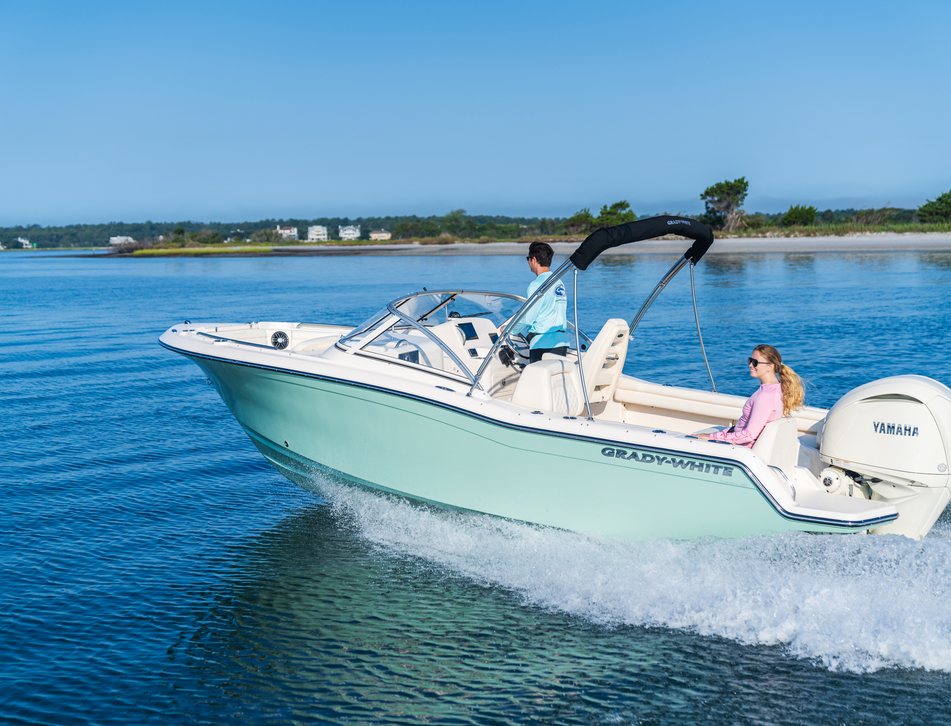 Grady-White Freedom 215 Boat