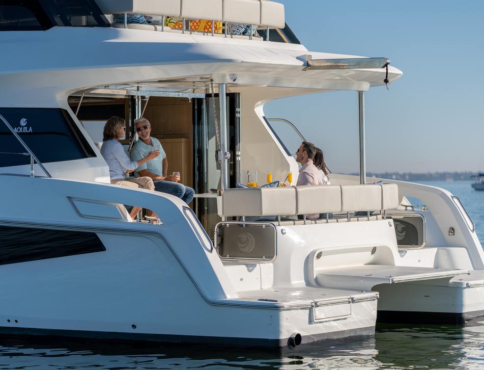 Aquila 42 Yacht Powercat