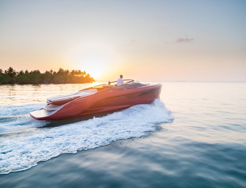 Princess R35 Yacht (2018 - 2024) | YachtBuyer