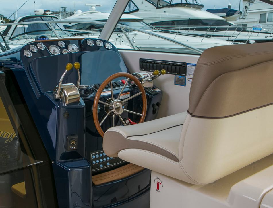 Tiara 31 Tiara Yacht (2015 - 2019)