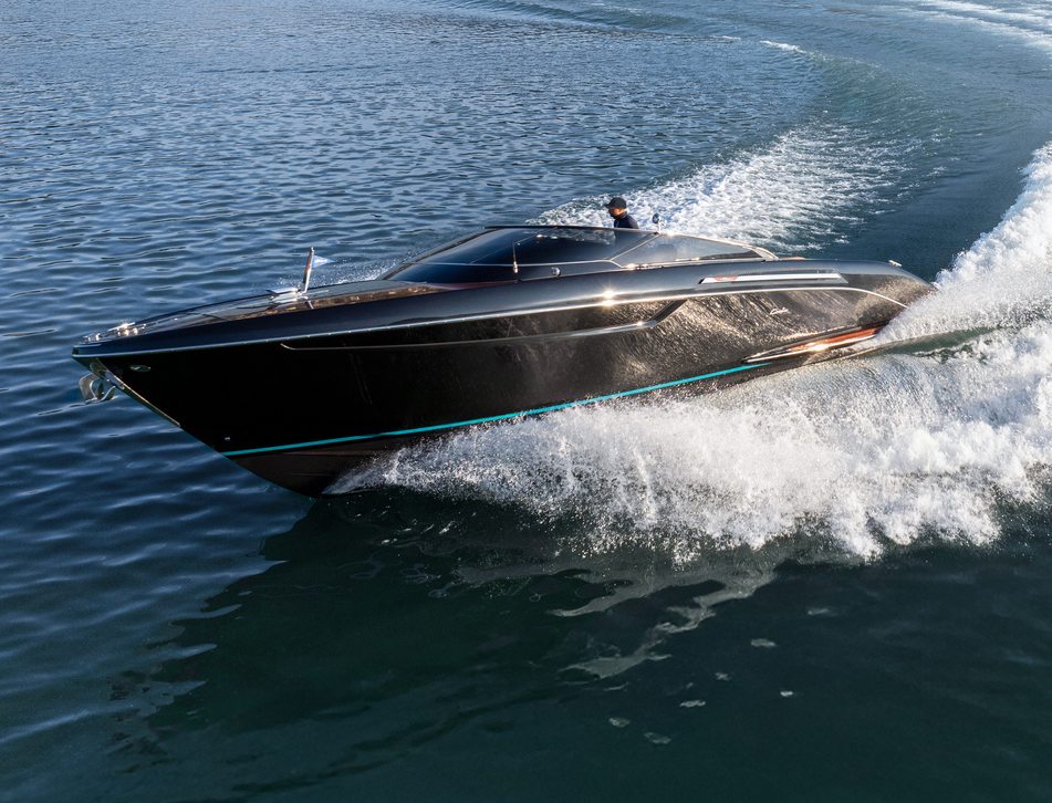 Riva Cento Boat
