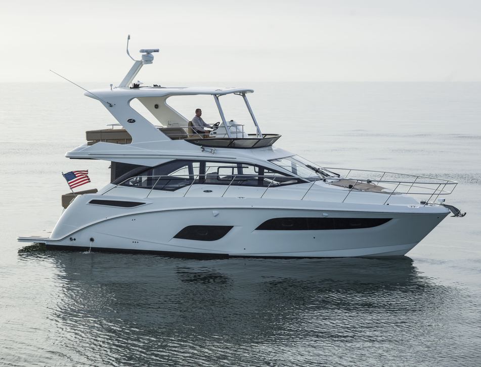 Sea Ray Fly 460 Yacht (2016 - 2018) | YachtBuyer