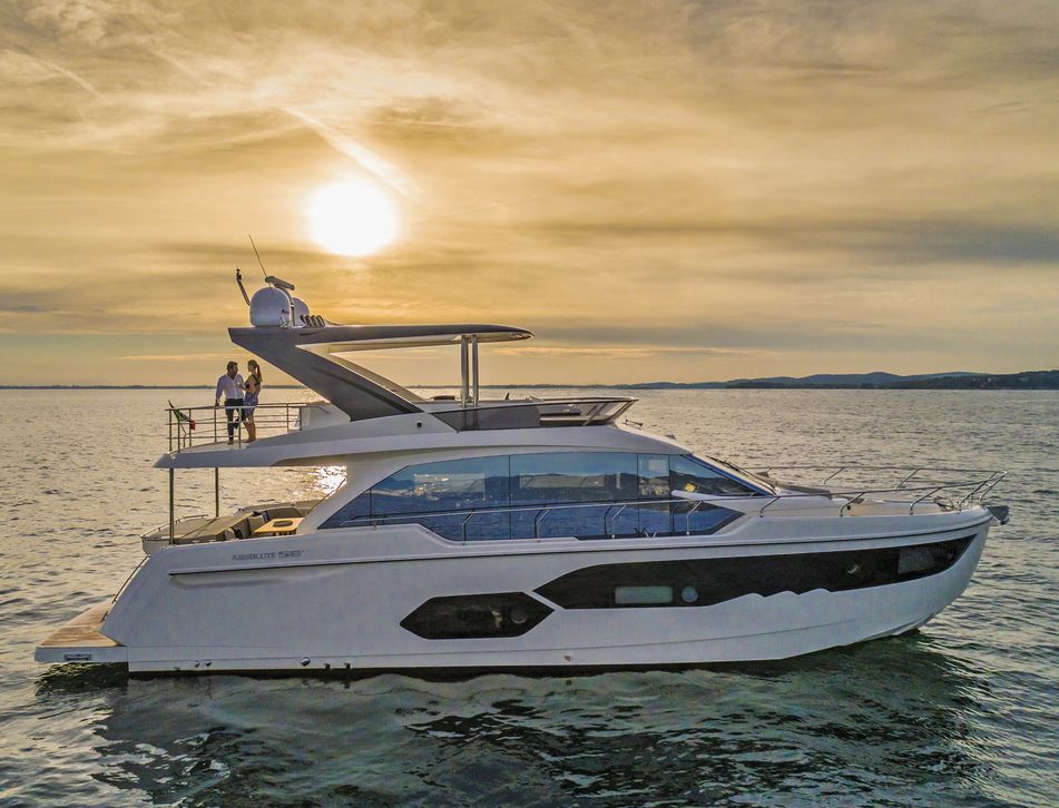 Absolute 58 FLY Yacht (2016 - 2020) | YachtBuyer