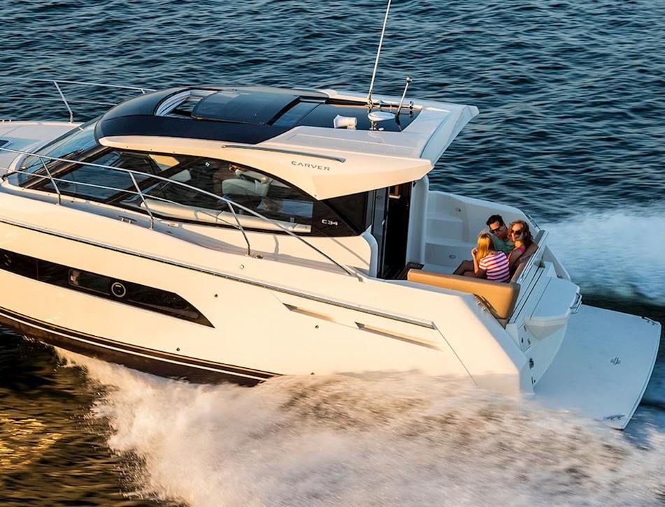 Carver C34 Coupé Yacht (Gen 2, 2018 - 2021)