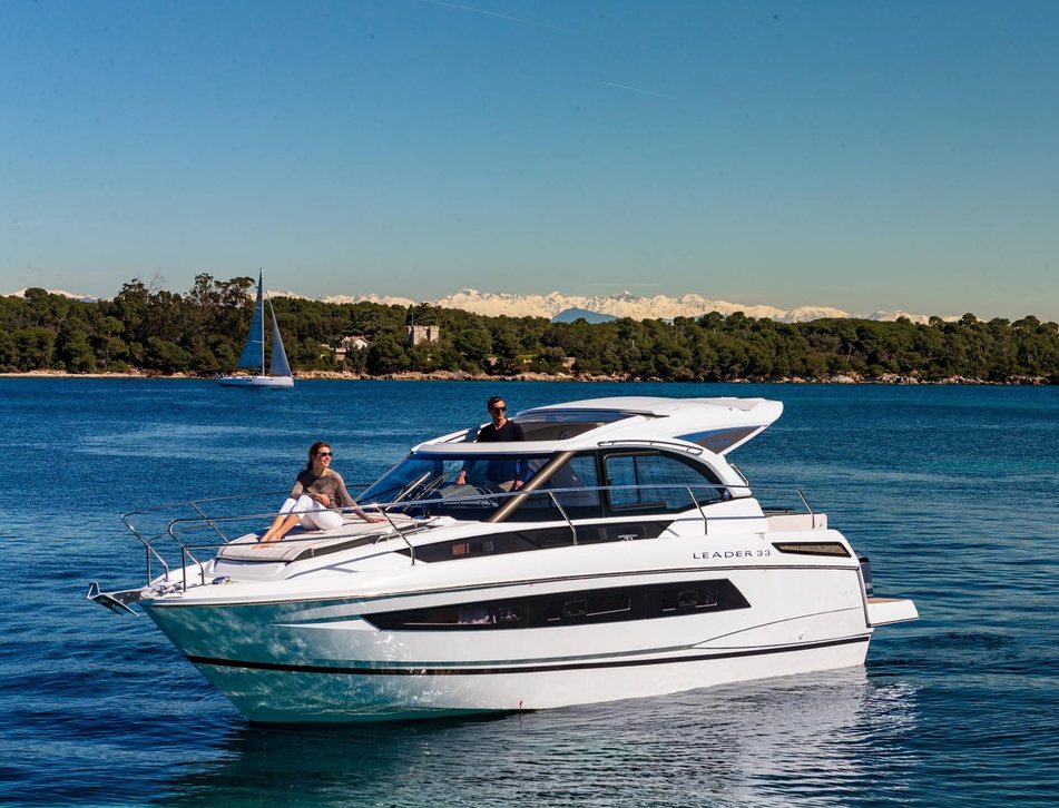 Jeanneau Leader 33 Yacht (Mk1, 2017 - 2019)