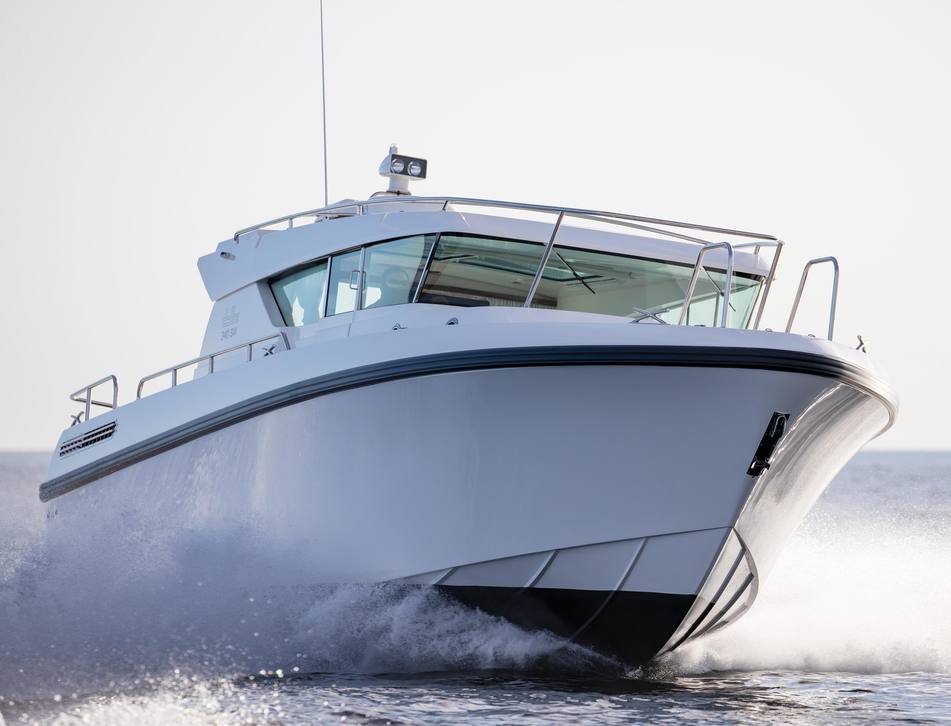 Delta Powerboats 340 sw Boat