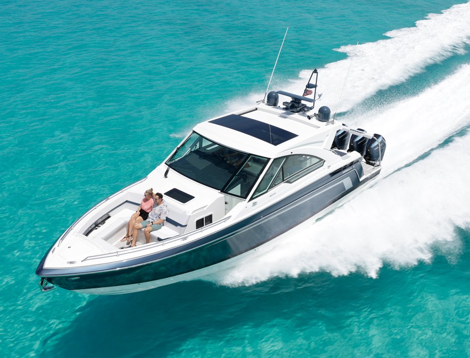 Formula 400 Super Sport Crossover Boat