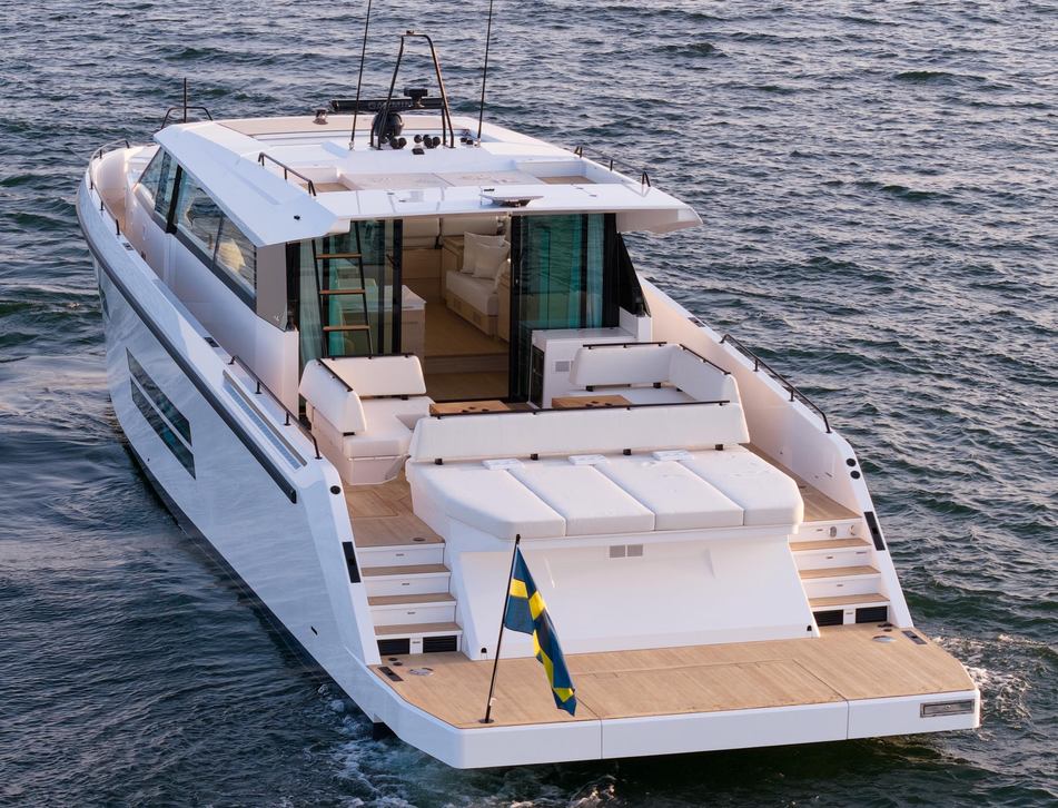 Delta Powerboats 72 Boat